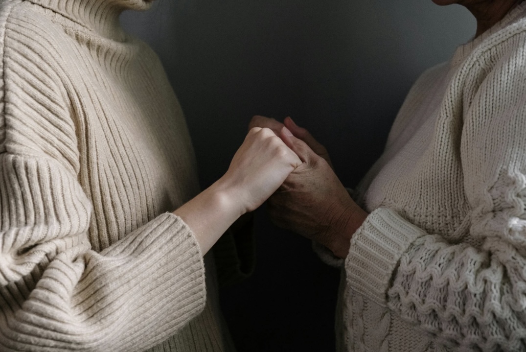 The Woman Who Taught Me Strength || daily prompt – Katleya Notes